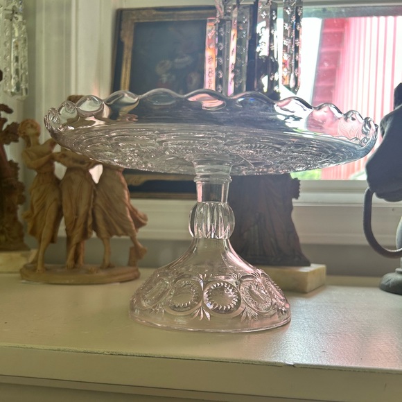 Vintage | Dining | Vintage Pressed Glass Interlocking Bullseye Pattern ...